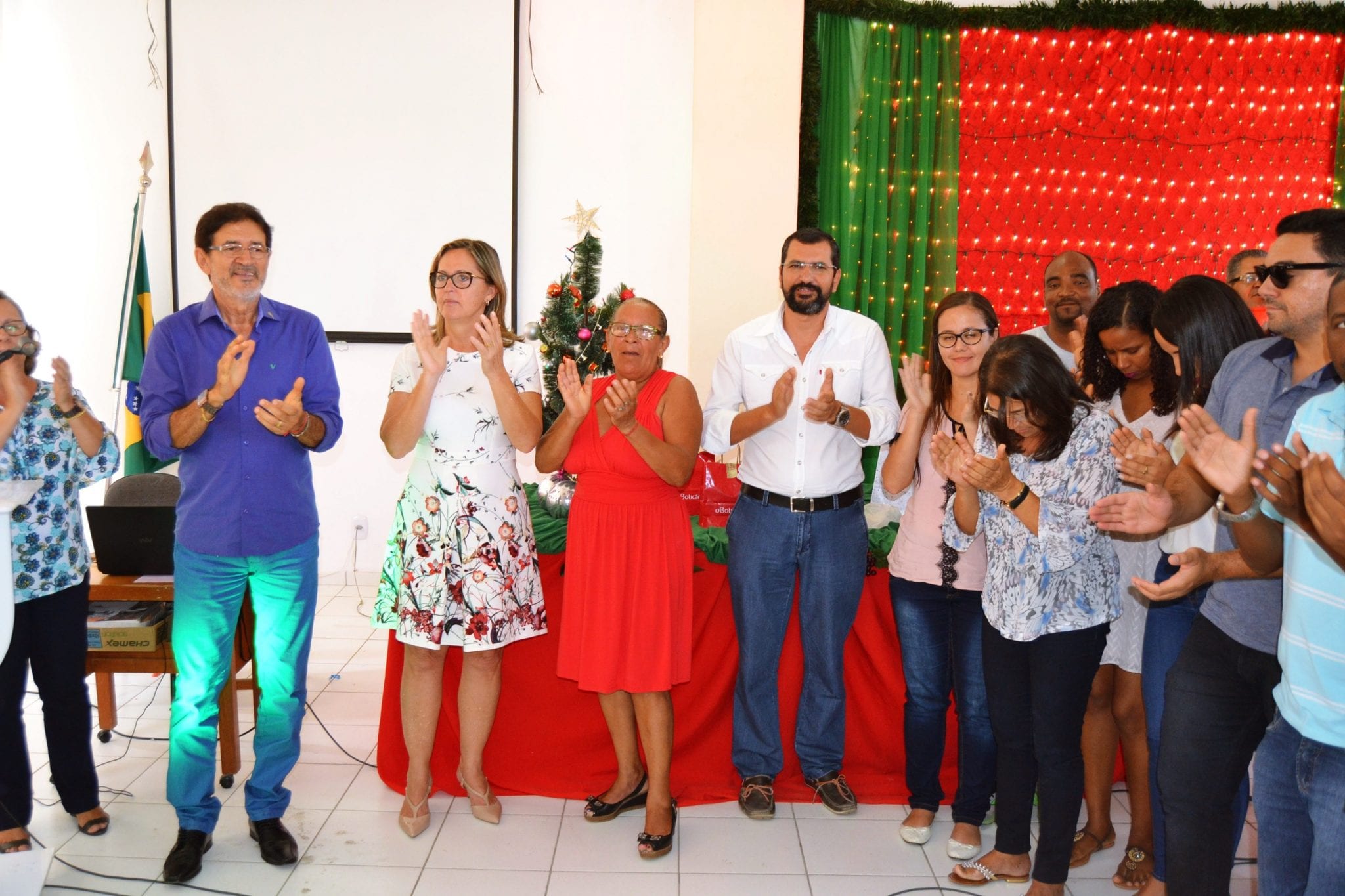 Com linda homenagem, Marley Reis se despede da delegacia de Amélia ...