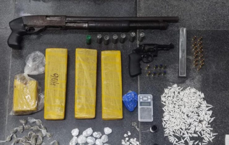 Trio é Preso Em Flagrante Com Drogas E Armas Em Feira De Santana Fala